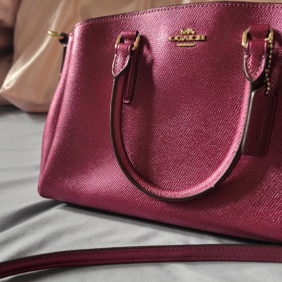 Coach | Bags | Coach Metallic Berry Colored Bag With Detachable Sholder ...